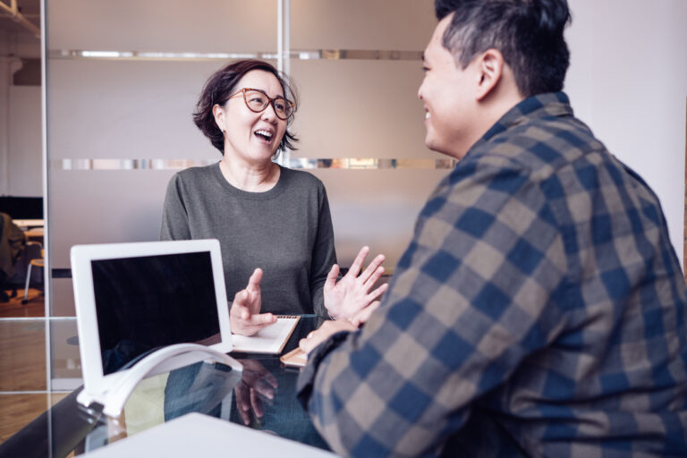 Job Interview Tips for the Interviewer (+11 Must-Ask Questions)